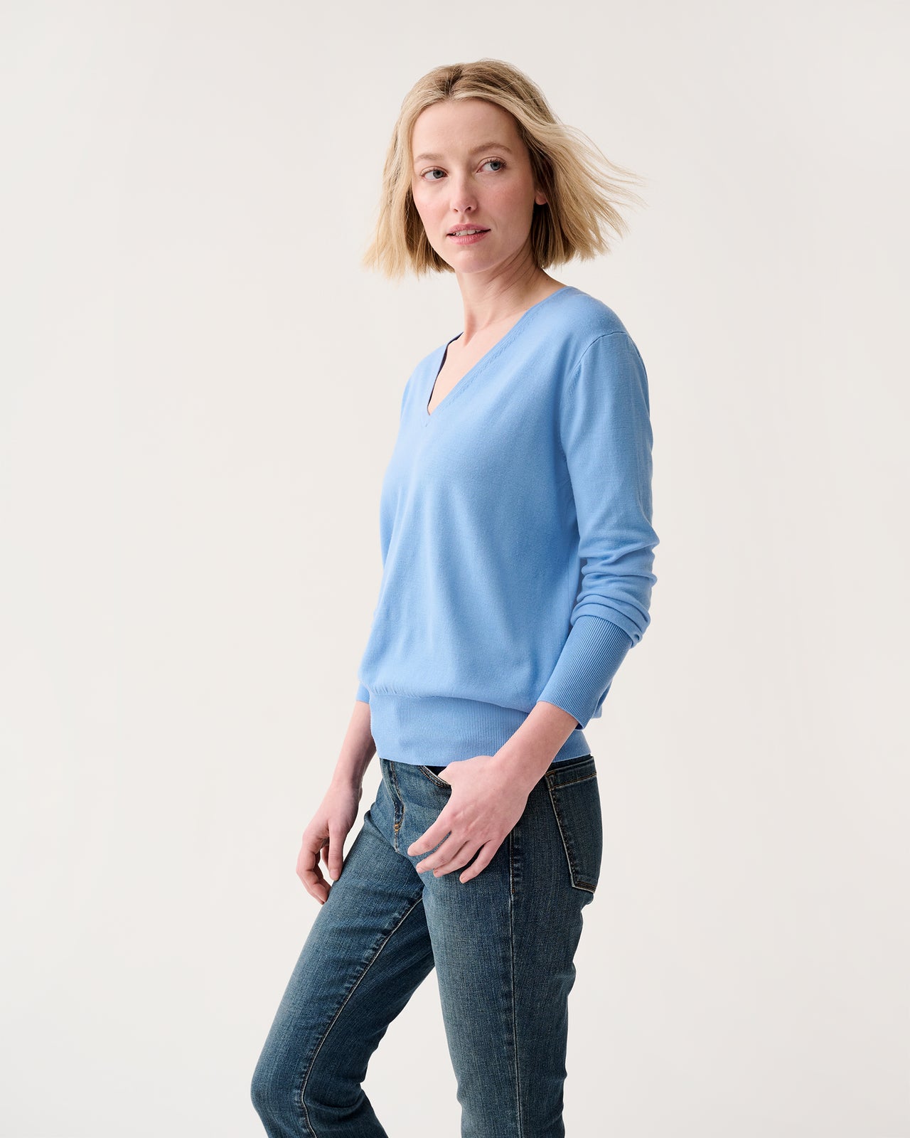 Kate V-Neck Sweater in French Blue Escorial Wool | Shop Ann Mashburn